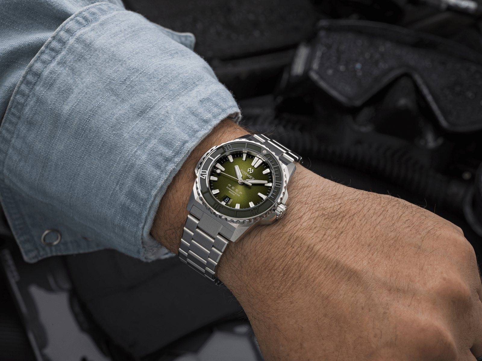 Formex REEF 39.5 Review: The Ultimate Swiss Dive Watch – Horologius